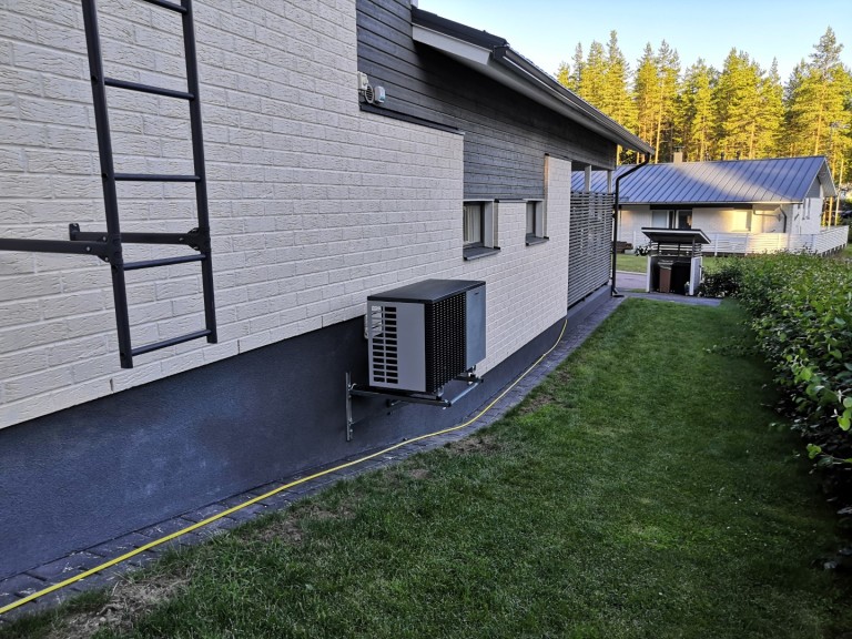 Viessmann Vitocal 200-A ilma-vesilämpöpumpun asennus, Jyväskylä